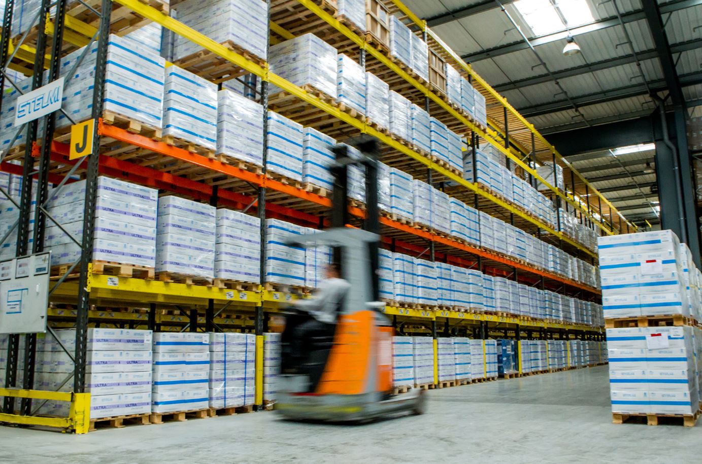 Plateforme Logistique - Noyon : Transport, logistique et entreposage en ...